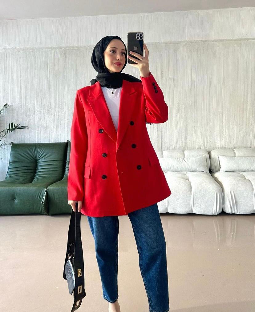 جاكيت نسائية بأزرار مزدوجة باللون الأحمر – baahy.com