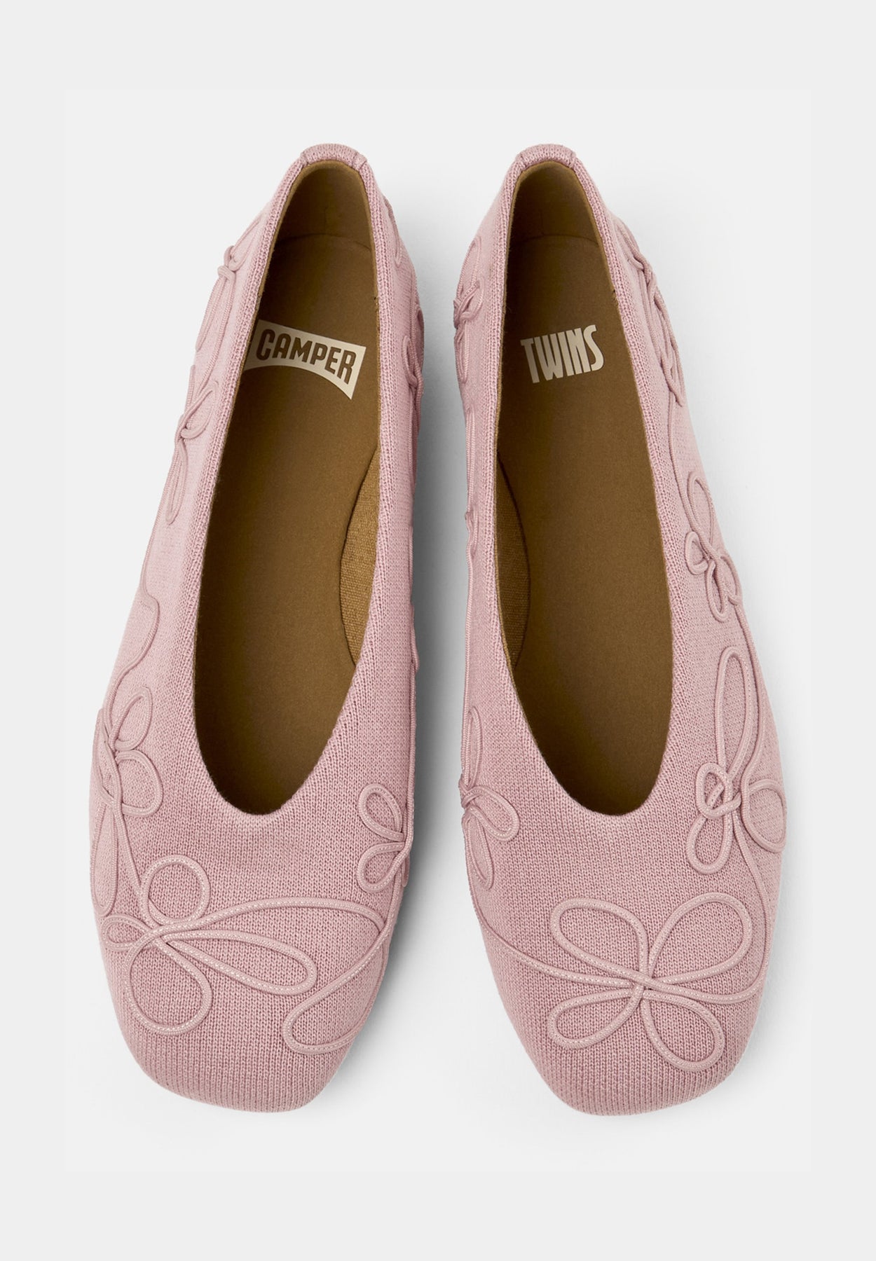Camper Casi Myra Embroidered Ballerinas | Pink – كامبر – باليرينا مطرزة Casi Myra باللون الوردي ...